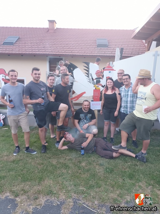 Storchenlandung bei Fam. Kaiser :: ff-ehrenschachen.at